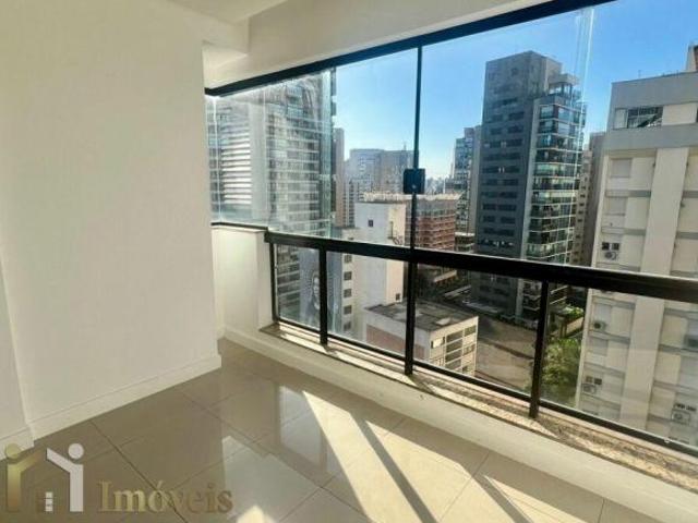Apartamento à venda ou locação com 102m² Vila Nova Conceição, SP