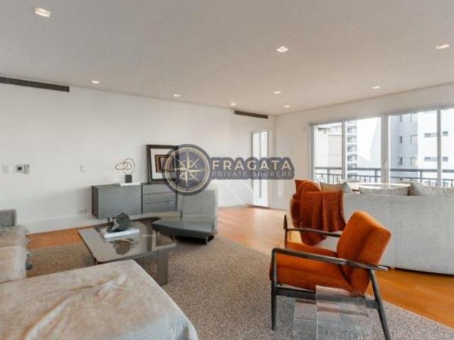 Apartamento a venda ou locação no Itaim Bibi SP 4 dormitórios 3 suítes 5 vagas com 273 m²
