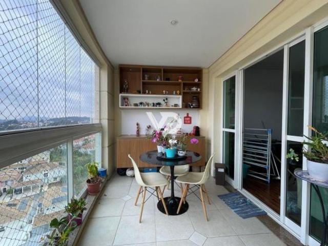 Apartamento à Venda ou para Locação em Alphaville Resort Tamboré