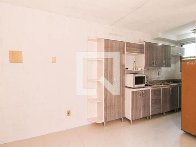Apartamento à Venda Olaria, 2 Quartos, 38 m² Canoas