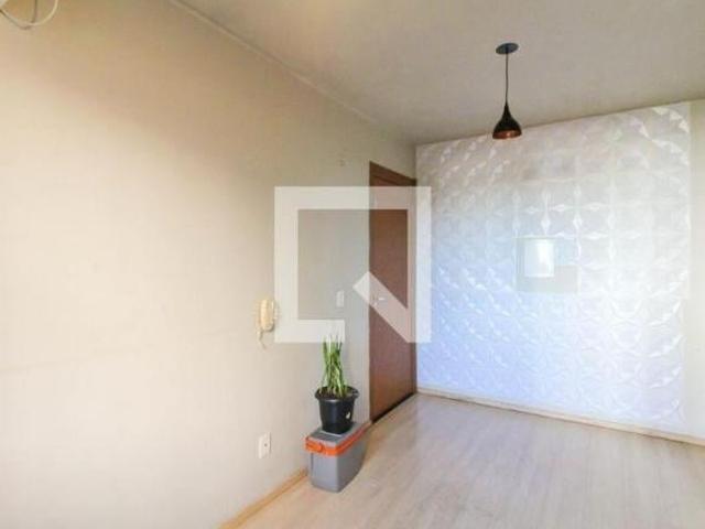 Apartamento à Venda Olaria, 2 Quartos, 43 m² Canoas