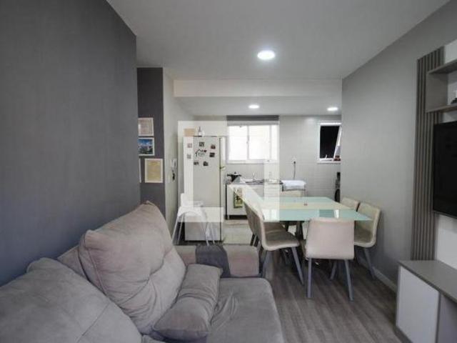Apartamento à Venda Olaria, 2 Quartos, 48 m² Canoas