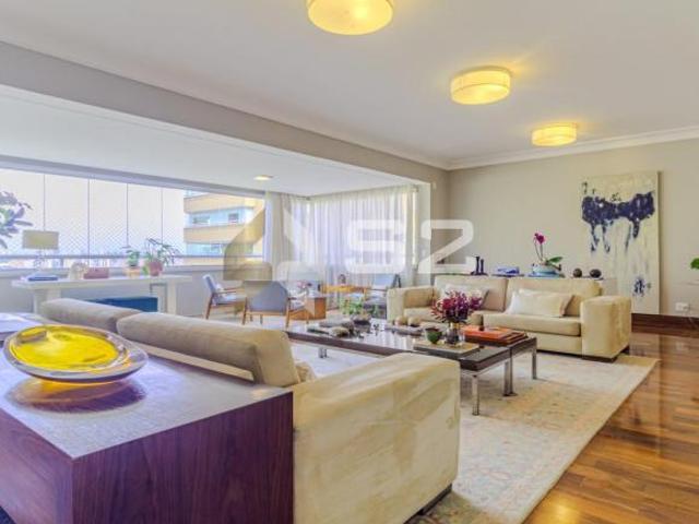 Apartamento à Venda Avenida Dra. Ruth Cardoso, Pinheiros/SP