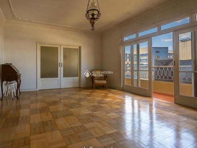 Apartamento à venda Avenida Independência