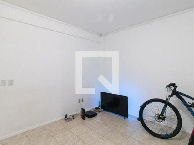 Apartamento à Venda Azenha, 1 Quarto, 48 m² Porto Alegre