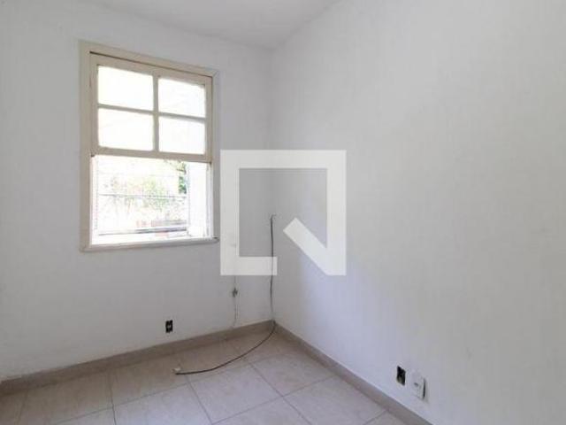 Apartamento à Venda Azenha, 1 Quarto, 26 m² Porto Alegre
