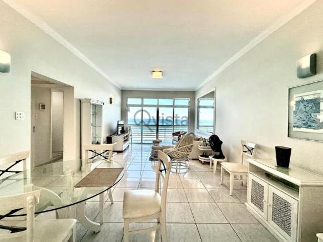 Apartamento a venda a beira mar em Pitangueiras Guarujá