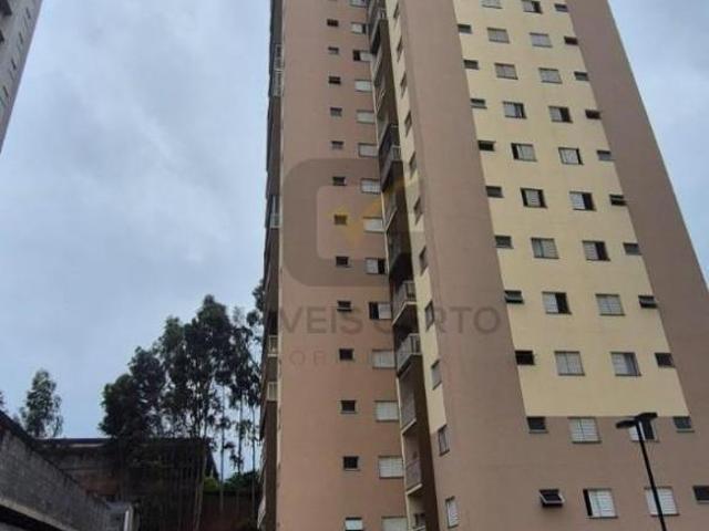 Apartamento a venda a poucos minutos da estação de trem General Miguel Costa, 2 quartos, sacada e ôn