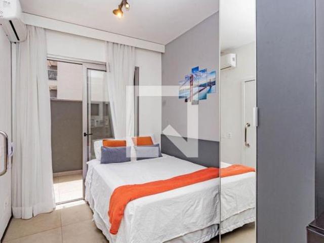 Apartamento à Venda Aclimação, 1 Quarto, 24 m2