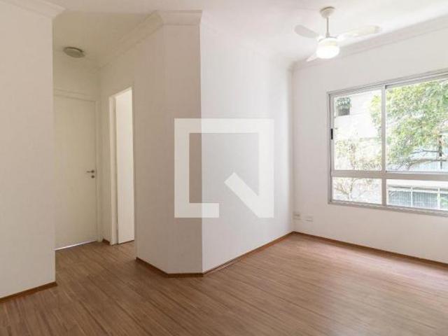 Apartamento à Venda Aclimação, 2 Quartos, 47 m2