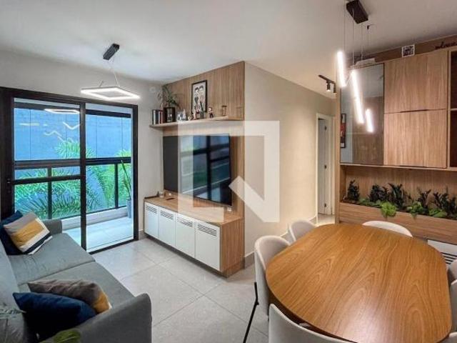 Apartamento à Venda Aclimação, 2 Quartos, 60 m2