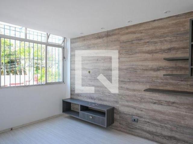 Apartamento à Venda Aclimação, 2 Quartos, 62 m2
