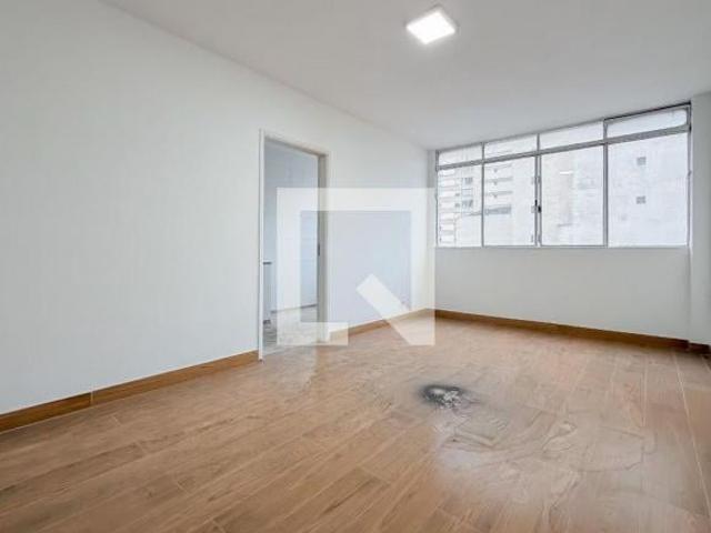 Apartamento à Venda Aclimação, 2 Quartos, 62 m2