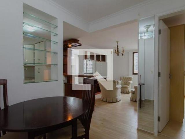 Apartamento à Venda Aclimação, 2 Quartos, 65 m2
