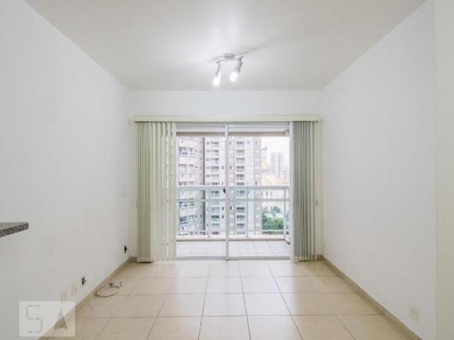 Apartamento à Venda Aclimação, 2 Quartos, 65 m2