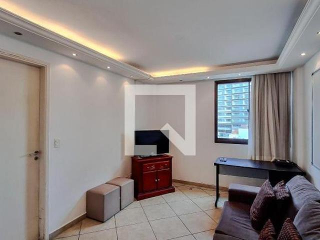 Apartamento à Venda Aclimação, 2 Quartos, 65 m2