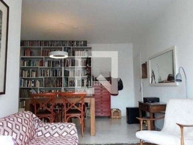Apartamento à Venda Aclimação, 2 Quartos, 70 m² São Paulo