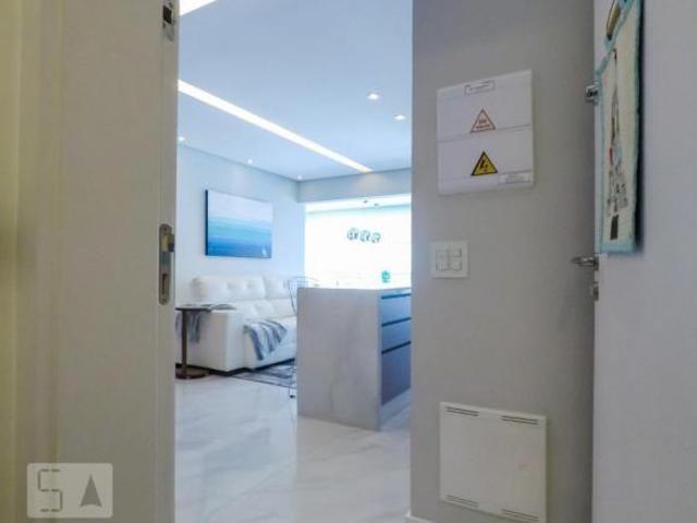 Apartamento à Venda Aclimação, 2 Quartos, 74 m2