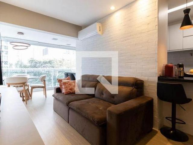 Apartamento à Venda Aclimação, 2 Quartos, 74 m2