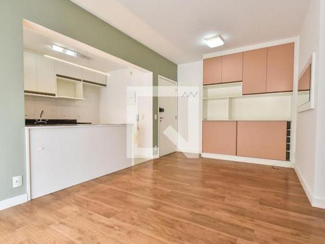 Apartamento à Venda Aclimação, 2 Quartos, 76 m2