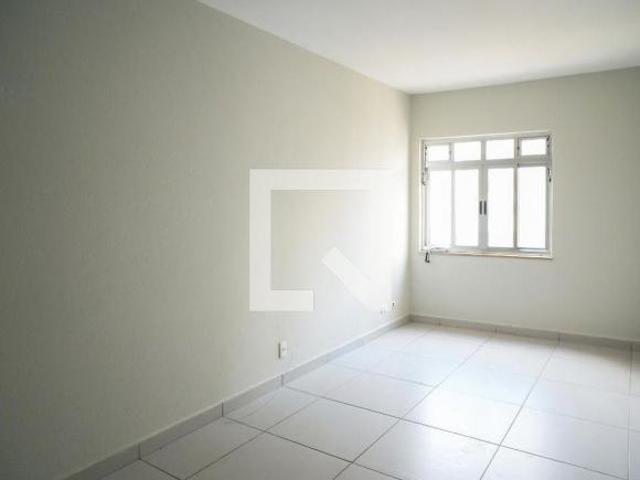 Apartamento à Venda Aclimação, 2 Quartos, 83 m2