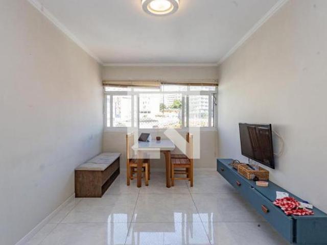 Apartamento à Venda Aclimação, 2 Quartos, 86 m2