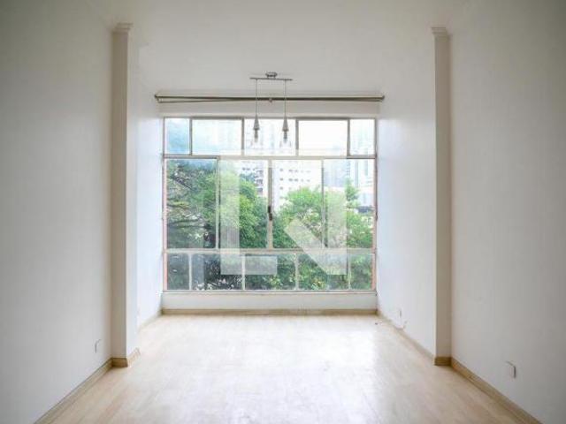 Apartamento à Venda Aclimação, 2 Quartos, 90 m2