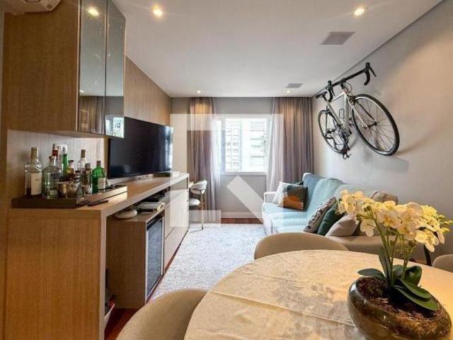 Apartamento à Venda Aclimação, 3 Quartos, 65 m2