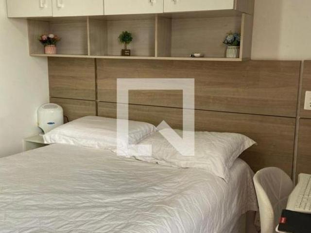 Apartamento à Venda Aclimação, 3 Quartos, 75 m2