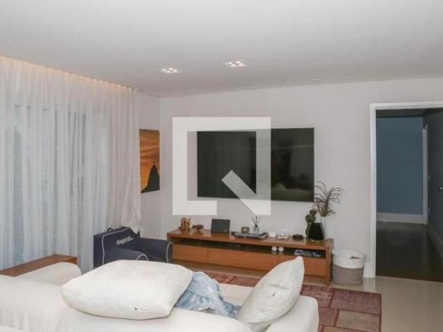 Apartamento à Venda Água Branca, 4 Quartos, 241 m2