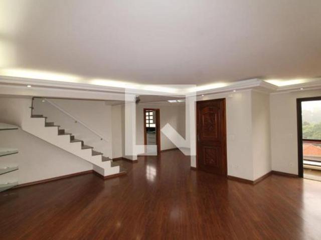 Apartamento à Venda Água Fria, 4 Quartos, 200 m2
