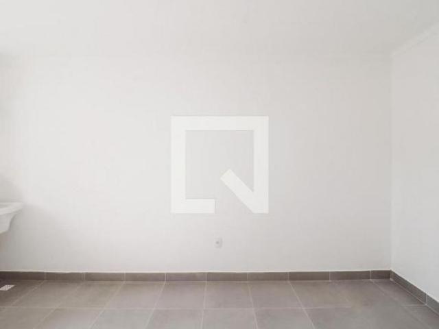 Apartamento à Venda Água Fria, 1 Quarto, 31 m2