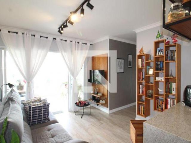 Apartamento à Venda Água Fria, 2 Quartos, 64 m2