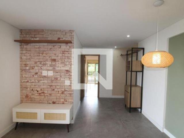 Apartamento à Venda Água Fria, 2 Quartos, 67 m2