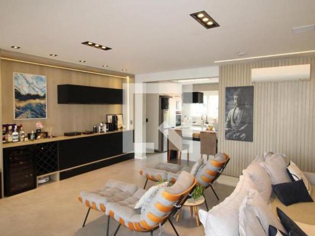 Apartamento à Venda Água Fria, 3 Quartos, 160 m2