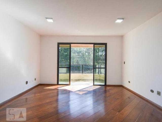 Apartamento à Venda Alphaville, 3 Quartos, 147 m2