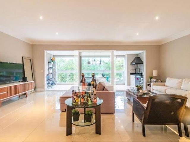 Apartamento à Venda Alphaville, 3 Quartos, 181 m2