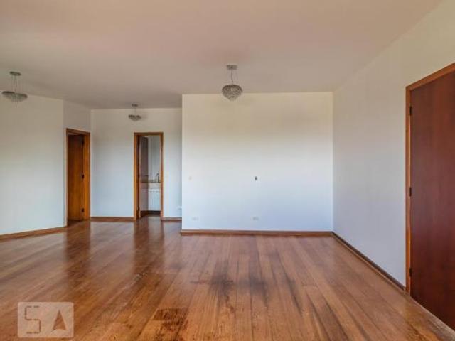Apartamento à Venda Alphaville, 3 Quartos, 128 m2