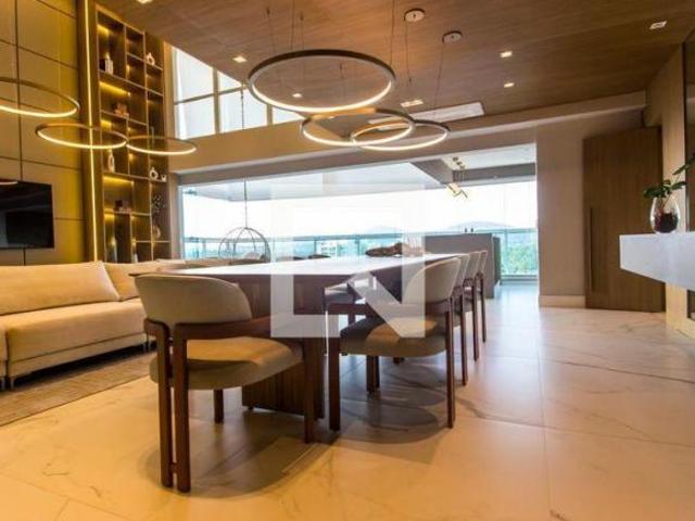 Apartamento à Venda Alphaville, 3 Quartos, 376 m2