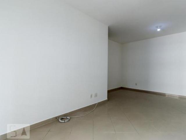 Apartamento à Venda Alphaville, 3 Quartos, 80 m2