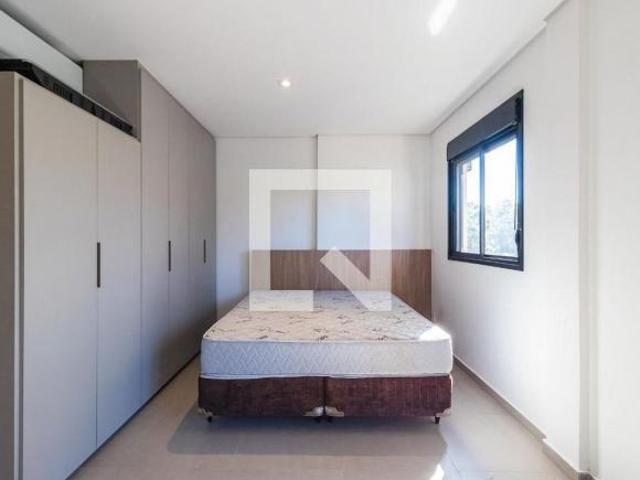 Apartamento à Venda Alphaville, 1 Quarto, 42 m2