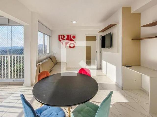 Apartamento à Venda Alphaville, 1 Quarto, 47 m2