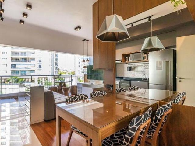 Apartamento à Venda Alphaville, 1 Quarto, 50 m2