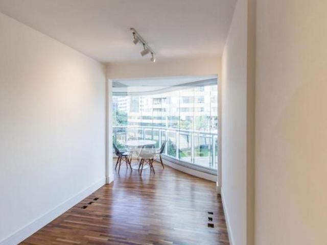 Apartamento à Venda Alphaville, 1 Quarto, 53 m2