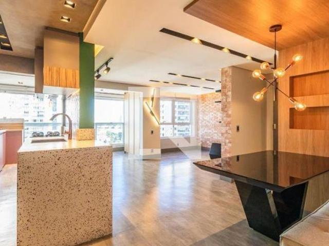Apartamento à Venda Alphaville, 1 Quarto, 64 m2