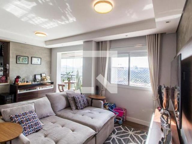 Apartamento à Venda Alphaville, 1 Quarto, 83 m2