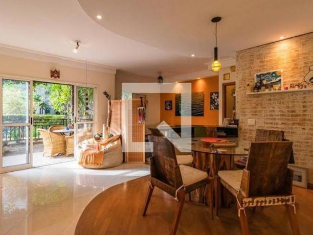 Apartamento à Venda Alphaville, 2 Quartos, 130 m2