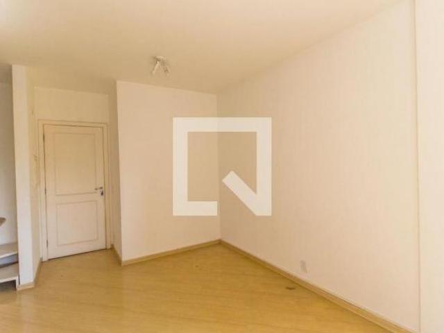 Apartamento à Venda Alphaville, 2 Quartos, 63 m2