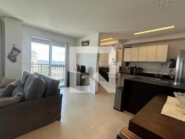 Apartamento à Venda Alphaville, 2 Quartos, 84 m2