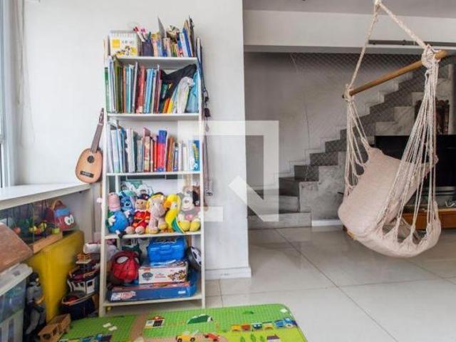 Apartamento à Venda Alphaville, 2 Quartos, 83 m2